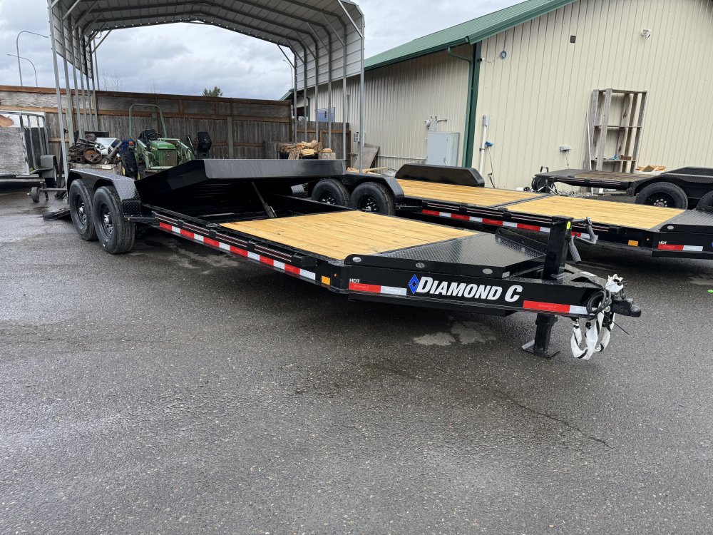 Diamond C 82x22 14,900 Flatbed