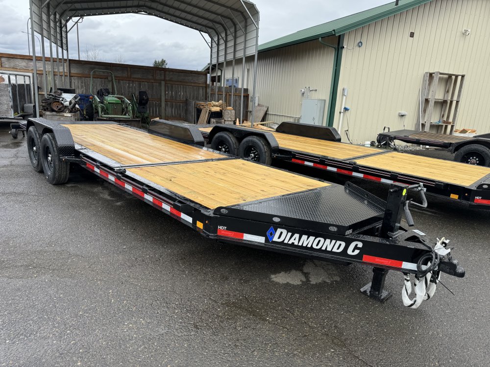 Diamond C 82x22 14,900 Flatbed